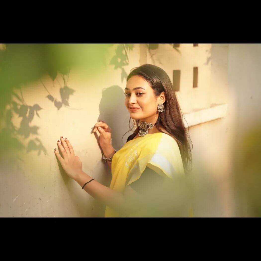 Exclusive Behind-the-Scenes of Bengali Serial Biyer Phool Revealed